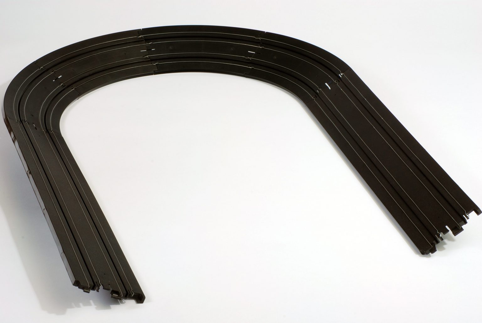 Banked Curve Track - 9" 1/2R | AFX Racing