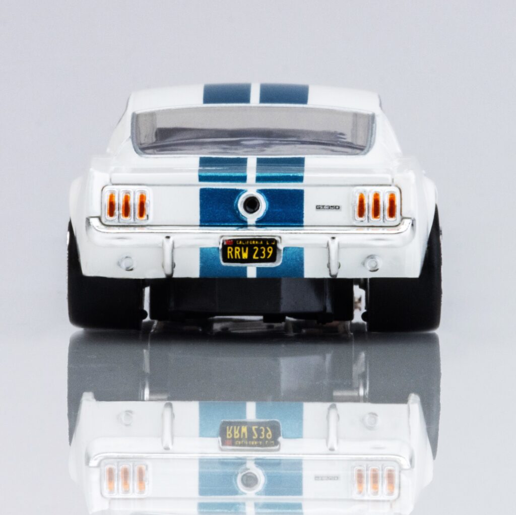1965 Shelby Mustang GT350 Wht/Blu | AFX Racing